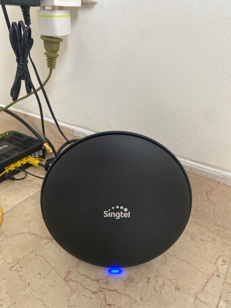 Singtel Wifi Mesh Extender v2, TV & Home Appliances, Other Home ...