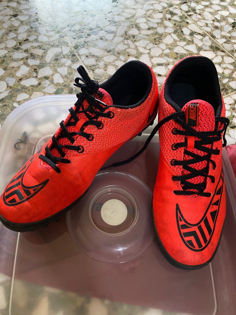 Soccer boots, Sports Equipment, Sports & Games, Racket & Ball Sports on ...