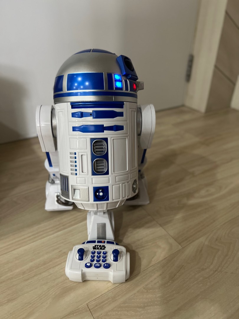 Star Wars R2D2 with controller and voice recording, Hobbies & Toys ...