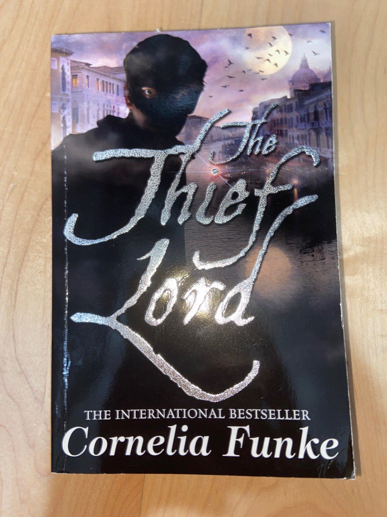 The Thief Lord- Cornelia Funke, 興趣及遊戲, 書本 & 文具, 小說 & 故事書 - Carousell