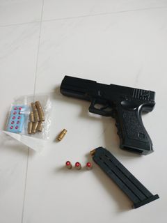 Toy Gun Shell Ejecting Glock 18, Hobbies & Toys, Toys & Games on Carousell
