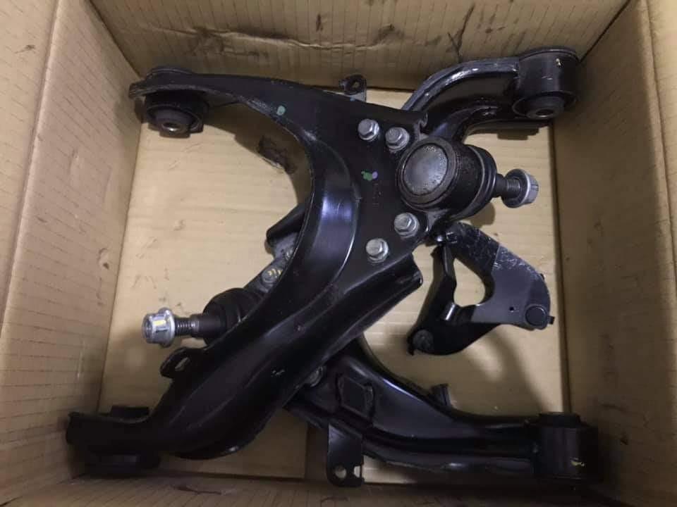 Chevrolet Trailblazer UCA (Upper Control Arm), Car Parts & Accessories ...