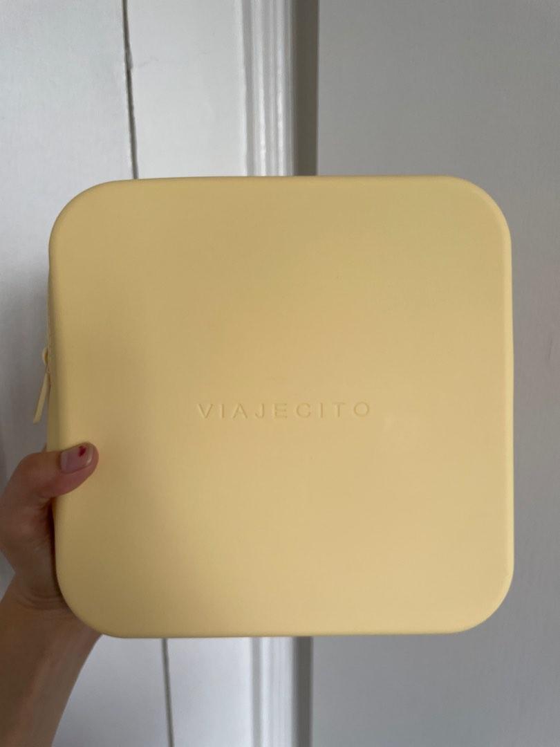 VIAJECITO splashkit XL in popcorn, Women's Fashion, Bags & Wallets ...