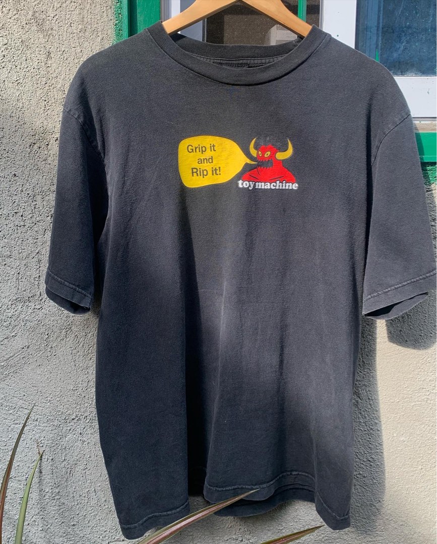 Vintage Toy Machine Skate tee, Men's Fashion, Tops & Sets, Tshirts ...