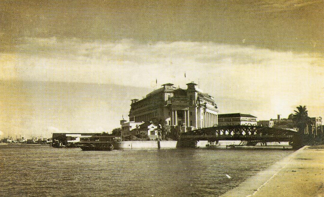 1950s Fullerton Building, Anderson Bridge, Clifford Pier. Early S'pore ...