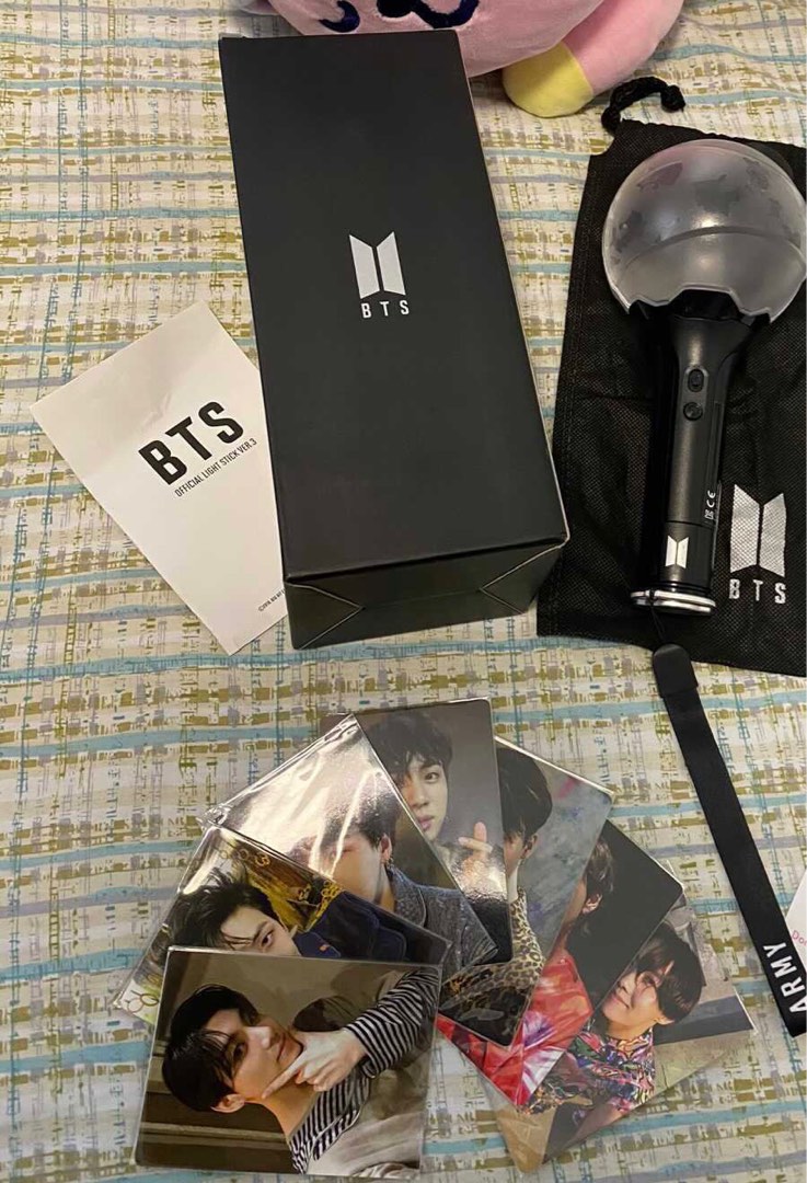Army bomb v3 with photocards, Hobbies & Toys, Memorabilia ...
