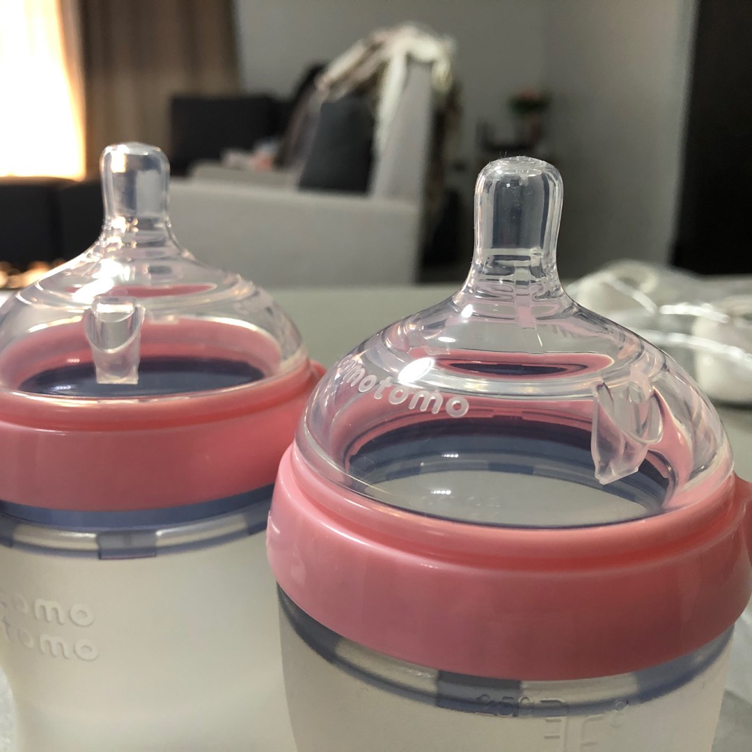 Comotomo, Babies & Kids, Nursing & Feeding, Breastfeeding & Bottle ...