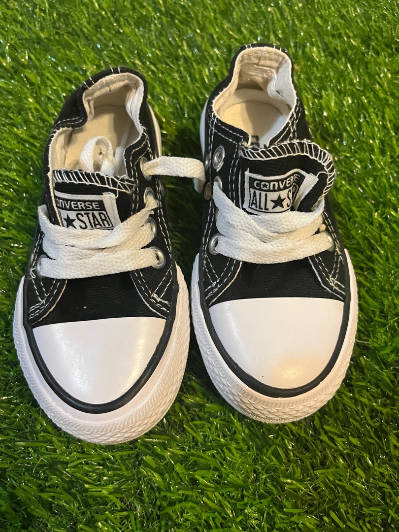Converse kids, Babies & Kids, Babies & Kids Fashion on Carousell