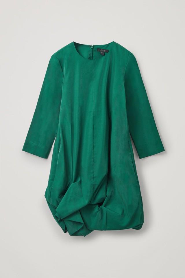 COS green dress, Fesyen Wanita, Pakaian Wanita, Gaun & Rok di Carousell