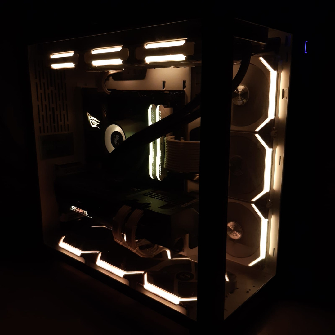CUSTOM GAMING/WORKSTATION PC APEX LEGENDS VALORANT PREMIERE PRO ...