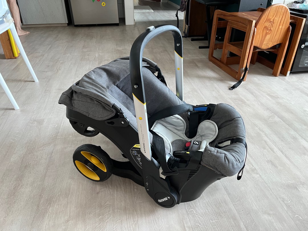 doona stroller, Babies & Kids, Going Out, Strollers on Carousell