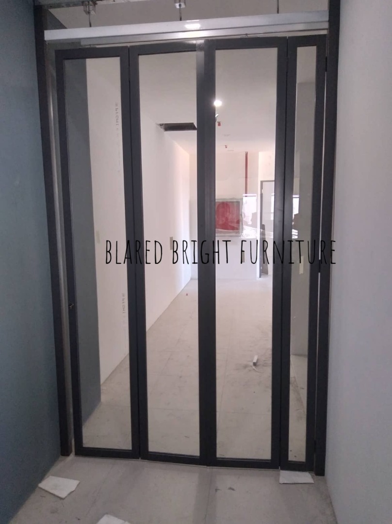 Floor to Ceiling Glass Partition - With Frame Office Furniture ..blared ...