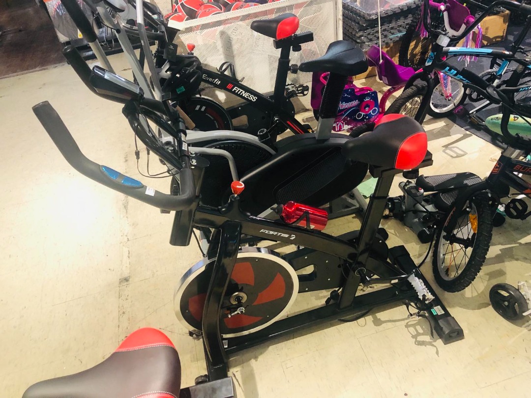 FLYWHEEL EXERCISE SPIN BIKE, Sports Equipment, Exercise & Fitness ...