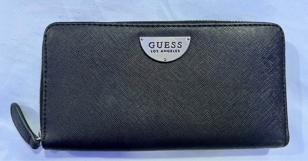 Guess wallet, Women's Fashion, Bags & Wallets, Wallets & Card Holders ...