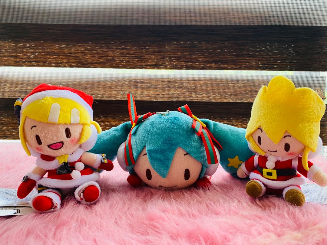 Hatsune Miku, Kagamine Rin and Len Christmas charms, Hobbies & Toys ...