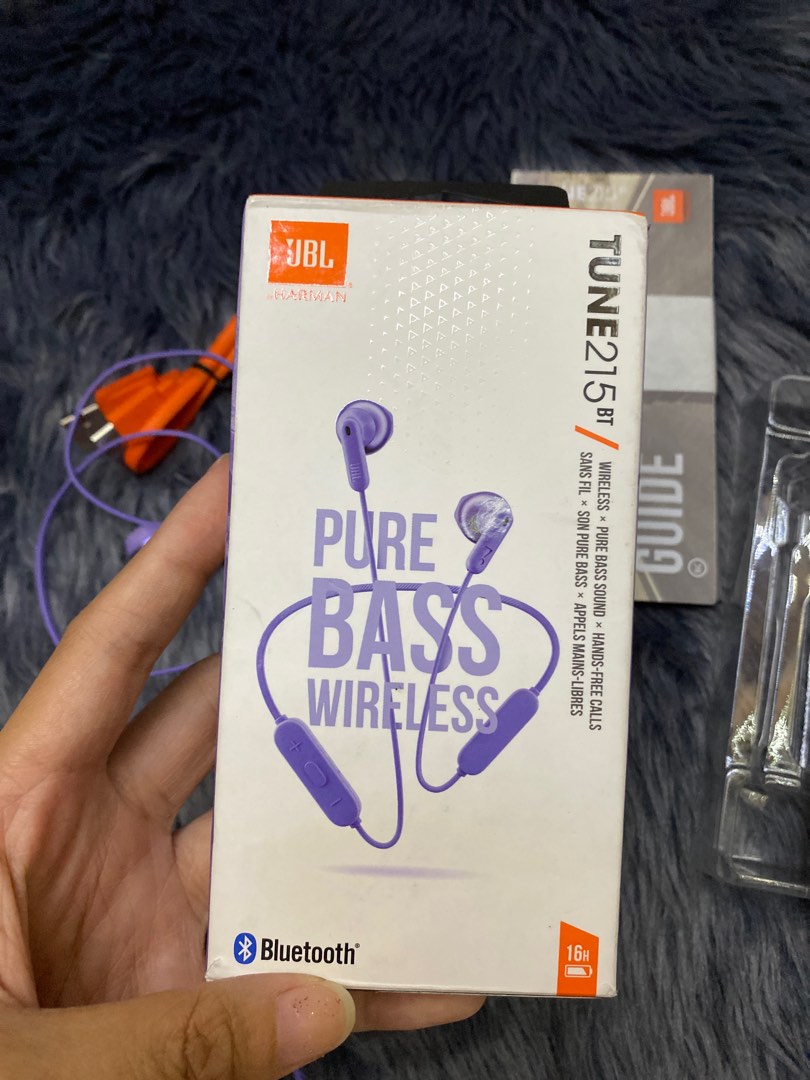JBL (TUNE215) Super Bass wireless, Audio, Earphones on Carousell
