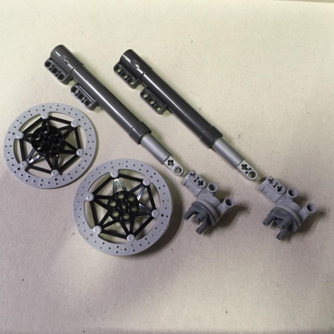 Lego Technic Shock Absorber + Hub + Disc Rotor, 興趣及遊戲, 玩具 & 遊戲類 - Carousell