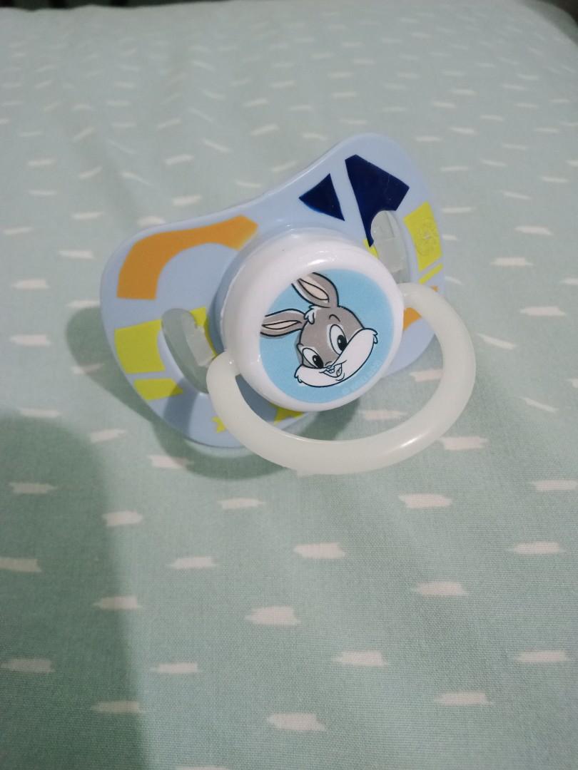 Looney Tunes Soother/pacifier, Babies & Kids, Nursing & Feeding ...