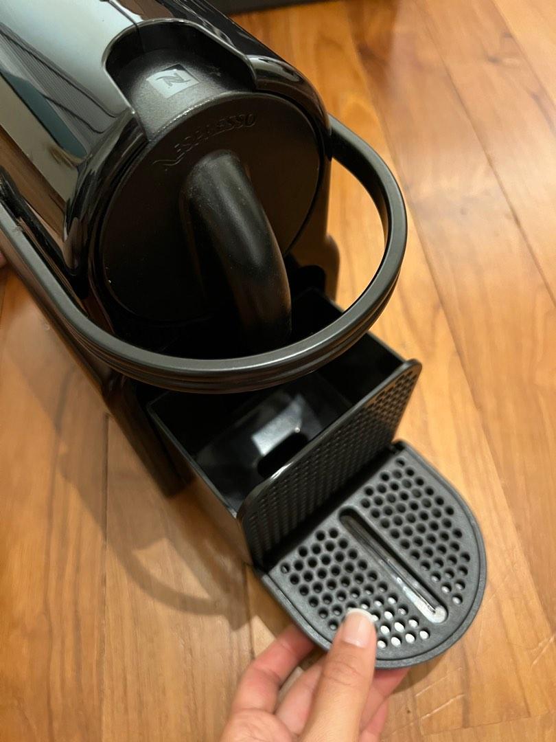 Nespresso Inissia D40, TV & Home Appliances, Kitchen Appliances, Coffee ...