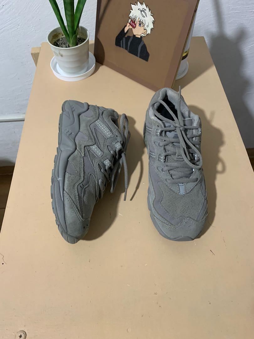 New balance 850 absorb, Women's Fashion, Footwear, Sneakers on Carousell