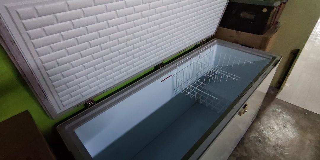 Peti Ais Beku / Freezer 540 Liter, TV & Home Appliances, Kitchen ...