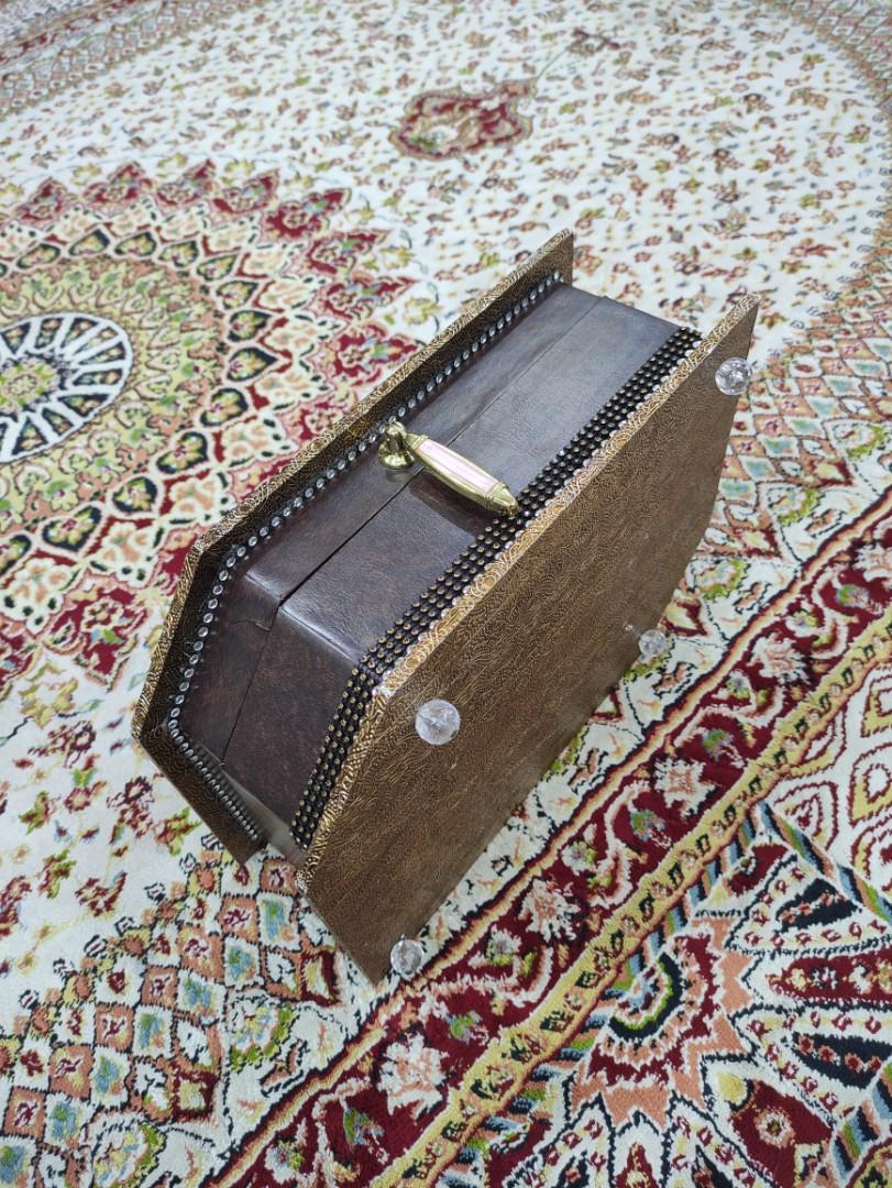 Quran in a box, Hobbies & Toys, Memorabilia & Collectibles, Religious ...