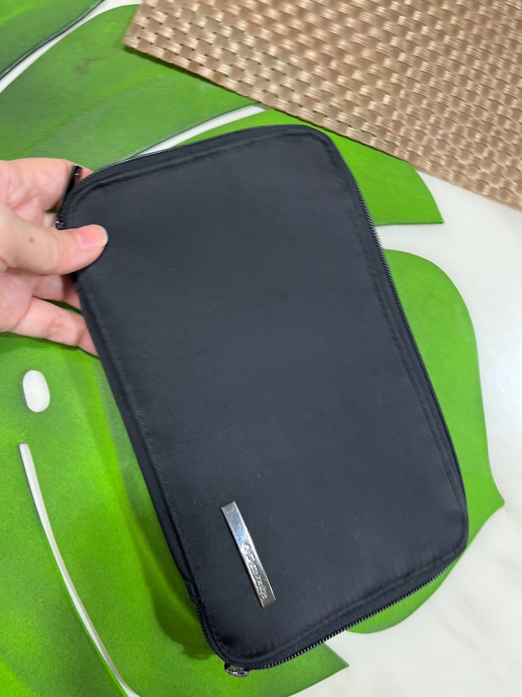 Samsonite travel passport pouch, Women's Fashion, Bags & Wallets ...