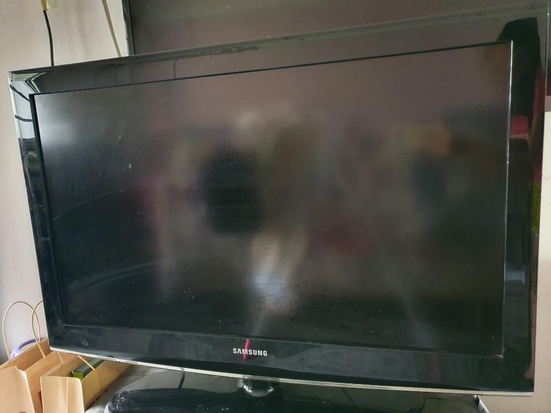 Samsung LCD TV 37 inch, TV & Home Appliances, TV & Entertainment, TV on ...