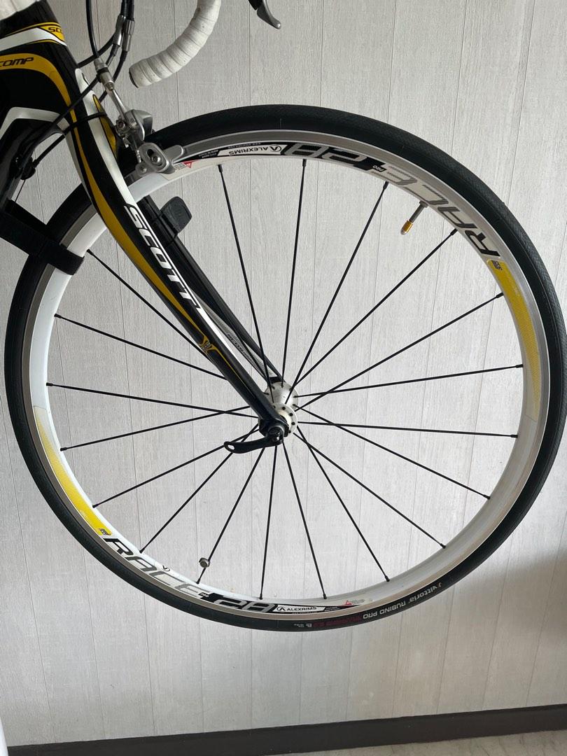 Scott CR1 Comp Full Carbon Road Bike, Sports Equipment, Bicycles ...