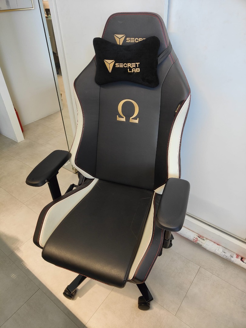 Secretlab Omega Classic, Furniture & Home Living, Furniture, Chairs on ...