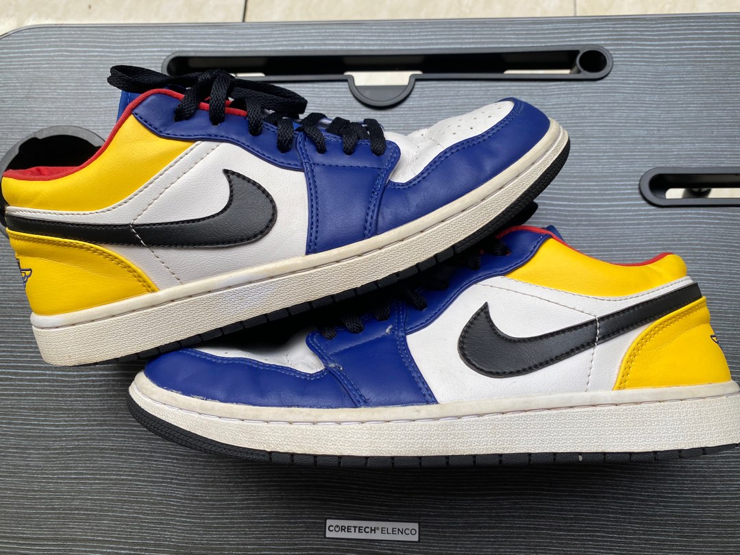 Sepatu Jordan 1 Low White Deep Royal Blue 2020, Fesyen Pria, Sepatu ...