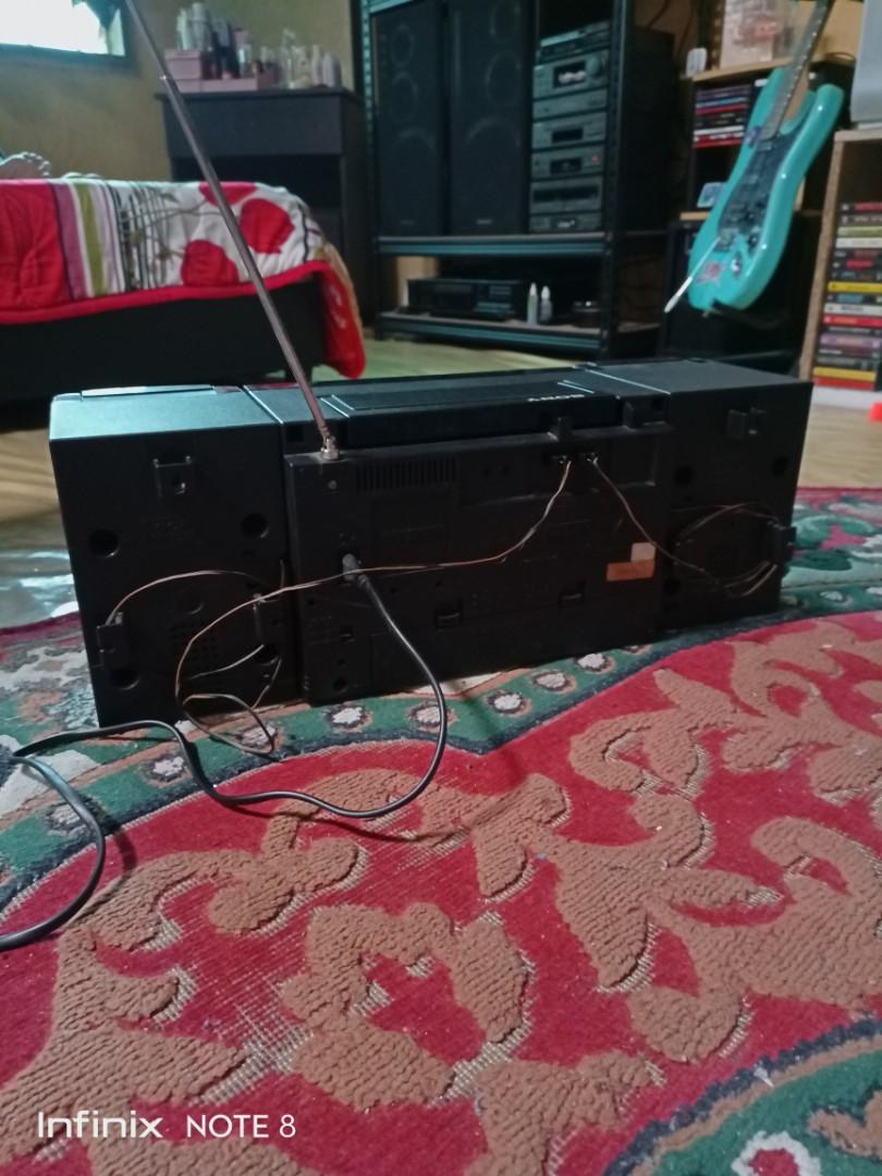 Sony mini compo, Audio, Portable Music Players on Carousell