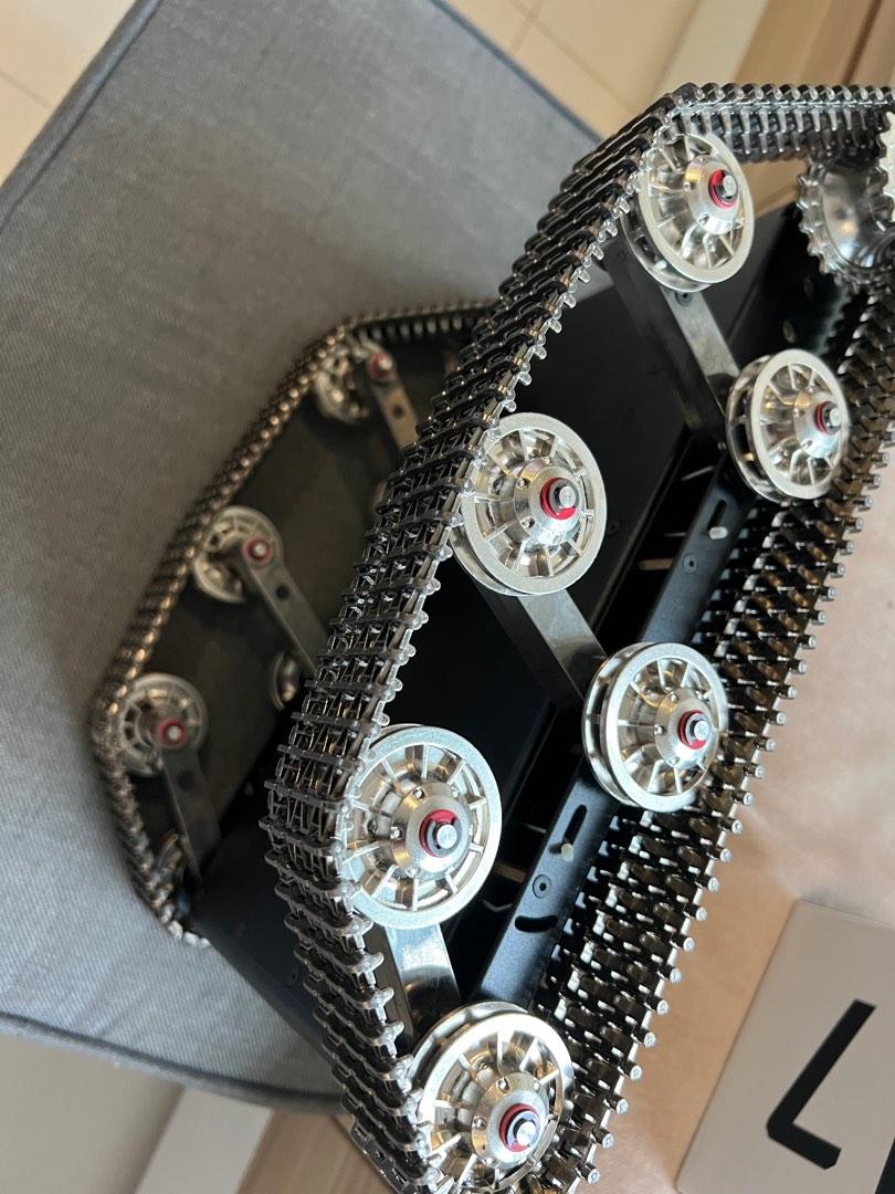 T Rex Tank Metal Chassis RC, Hobbies & Toys, Toys & Games on Carousell