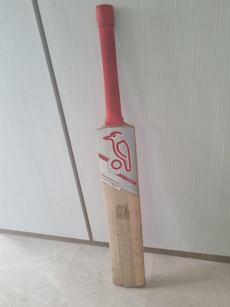 Tennis ball bat, Sports Equipment, Sports & Games, Racket & Ball Sports ...