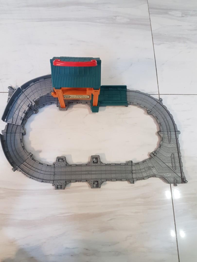 Thomas the train Sodor Steamworks Repair Shed set, Hobbies & Toys, Toys ...