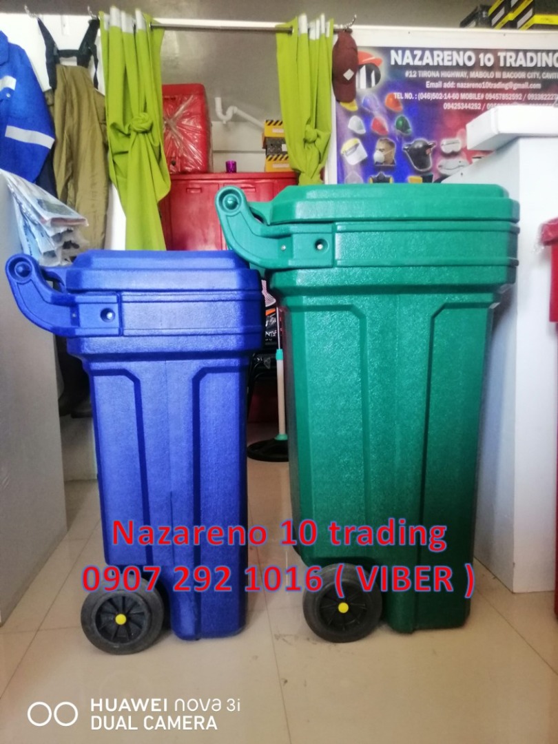 trash bin roller king w/wheels 312, Furniture & Home Living, Cleaning ...