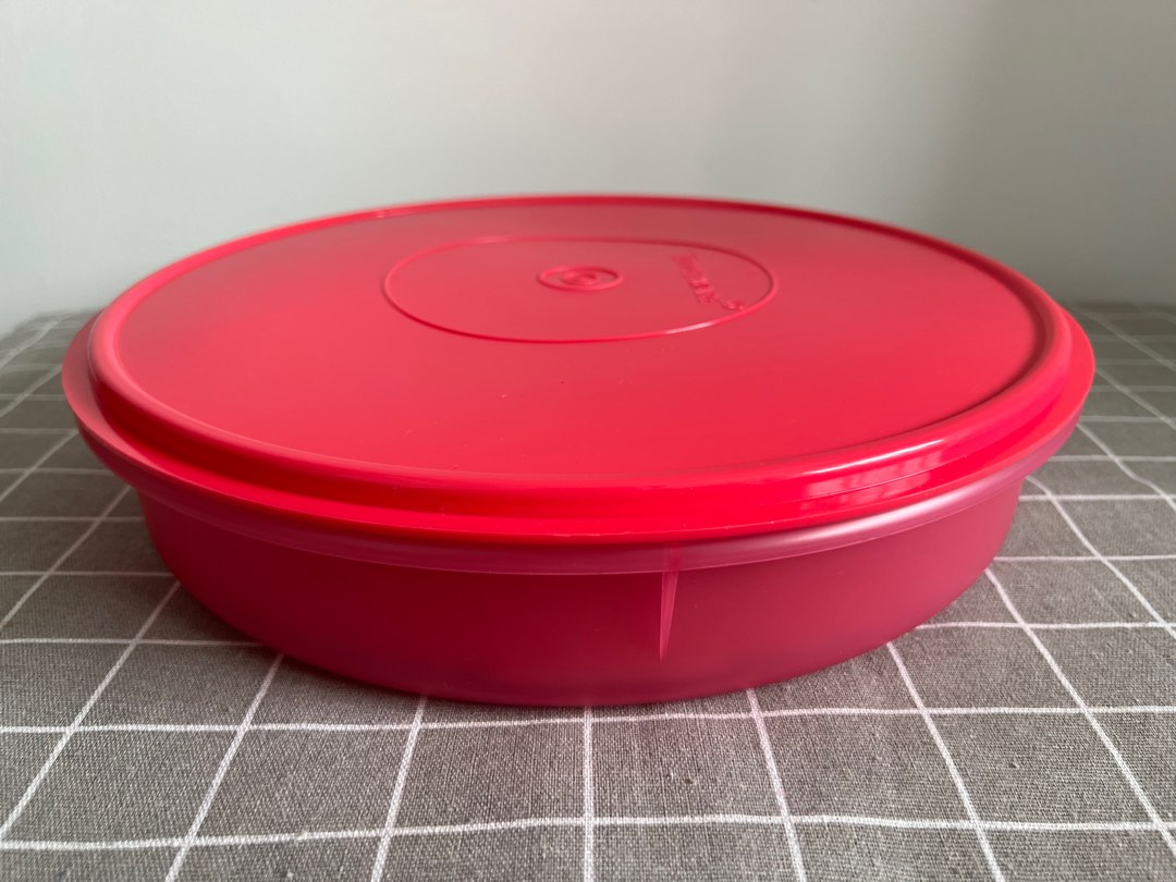 Tupperware Take A Lot Small, Furniture & Home Living, Kitchenware ...