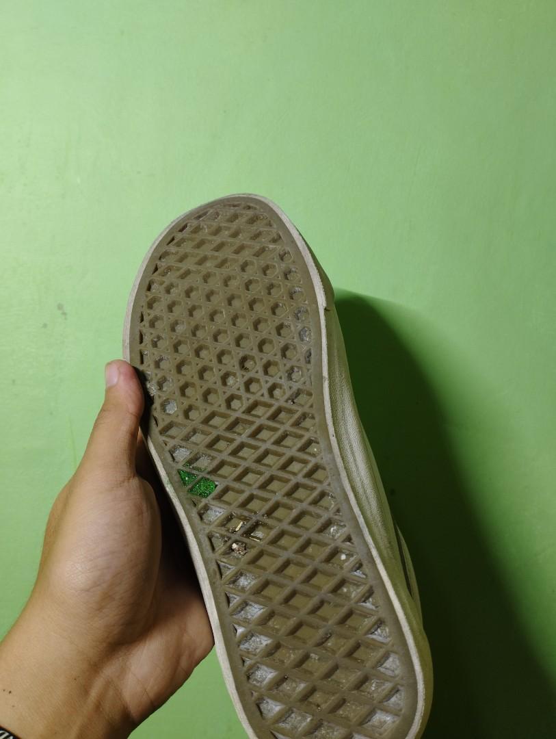Vans White Old School Mens Fashion Footwear Sneakers On Carousell
