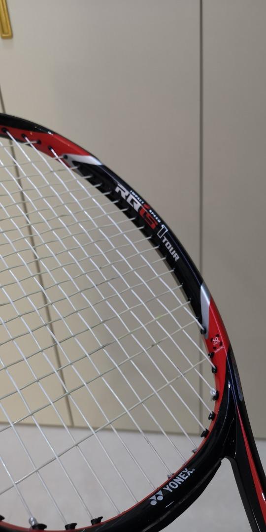 Yonex Isometric tennis racket, 運動產品, 運動與體育, 運動與體育 - 球拍和球類運動 - Carousell