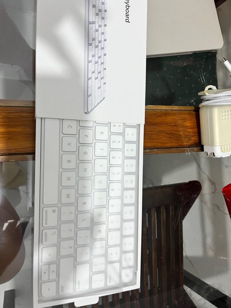 Apple Magic Keyboard - US English Late 2021, Computers & Tech, Parts ...