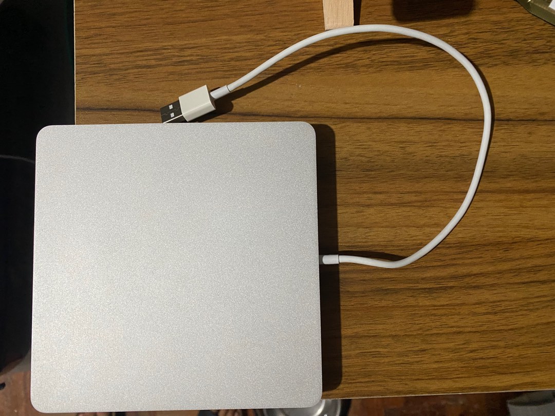 Apple USB superdrive (for CD and DVD), Mobile Phones & Gadgets, Mobile ...