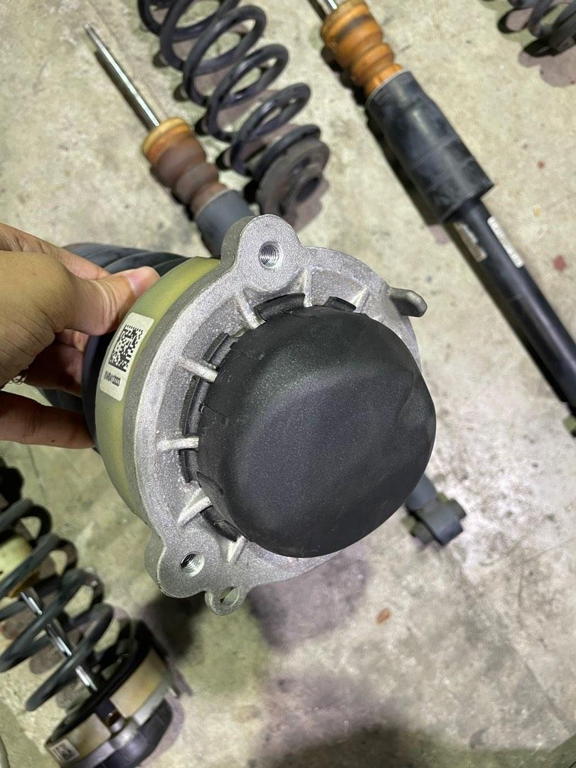 Audi A4 B9 Original Suspension with Lowering Springs, Car Accessories ...