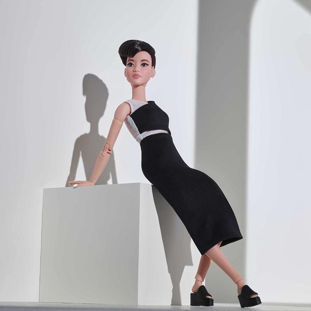 Barbie Signature Looks Dolls, Hobbies & Toys, Toys & Games on Carousell