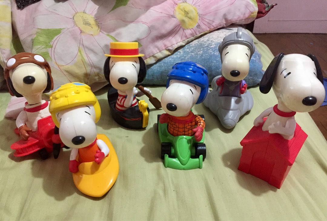 Big snoopy set 2003, Hobbies & Toys, Toys & Games on Carousell