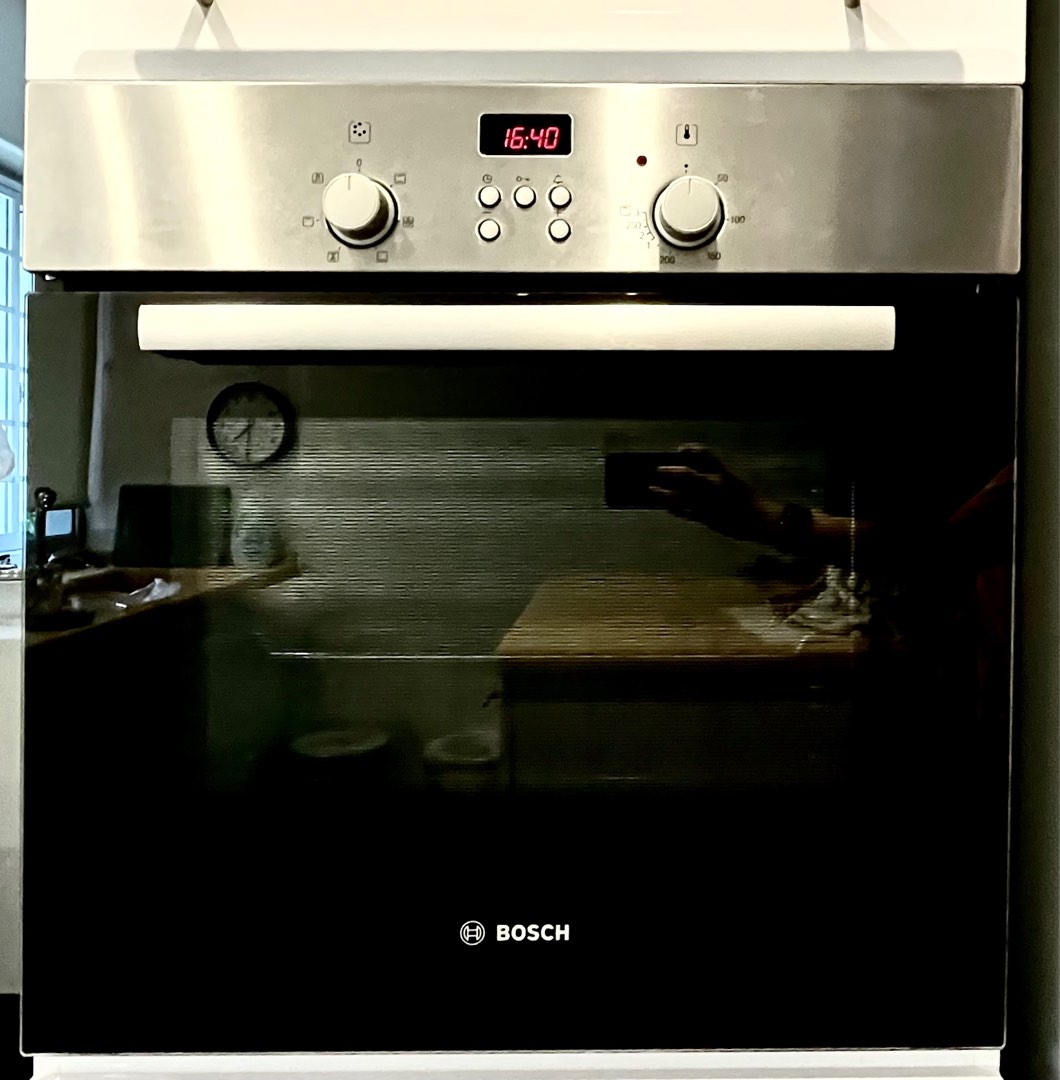 Bosch Built In Oven / Series 2, TV & Home Appliances, Kitchen ...