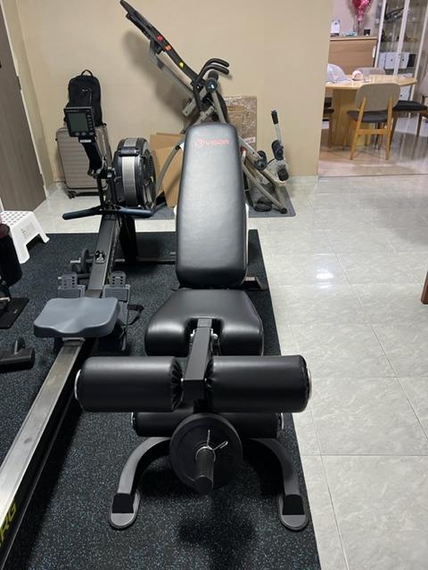 Adjustable Vigor Workout Bench with leg curl, Literally Unused ...