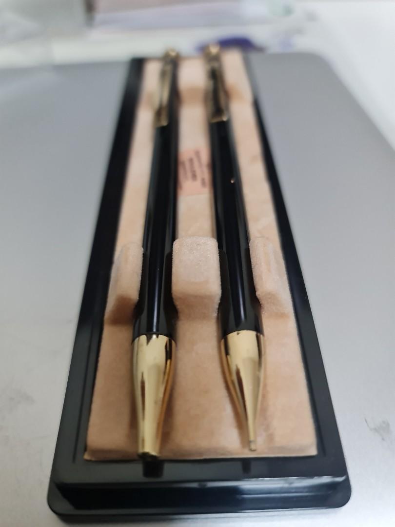 Colibri pen set malaysia airlines, Hobbies & Toys, Collectibles ...