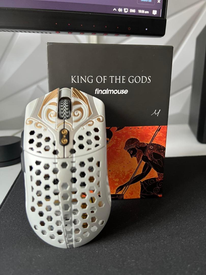 Finalmouse Starlight-12 Zeus Medium, Computers & Tech, Parts ...