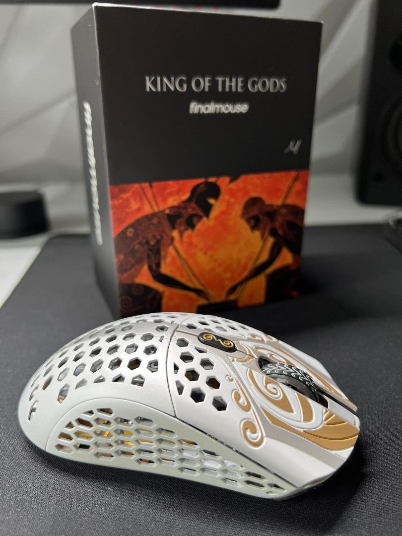 Finalmouse Starlight-12 Zeus Medium, Computers & Tech, Parts ...