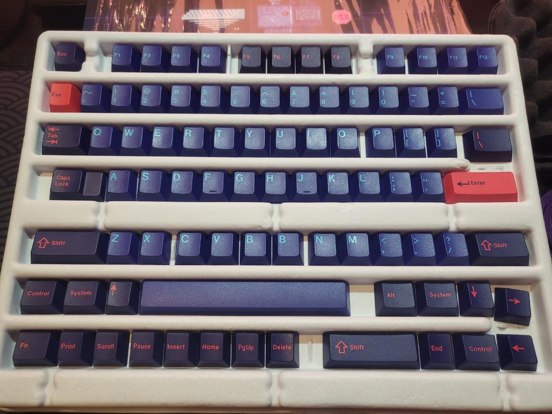 GMK Laser + Cablemod Coiled Cable Bundle, Computers & Tech, Parts ...